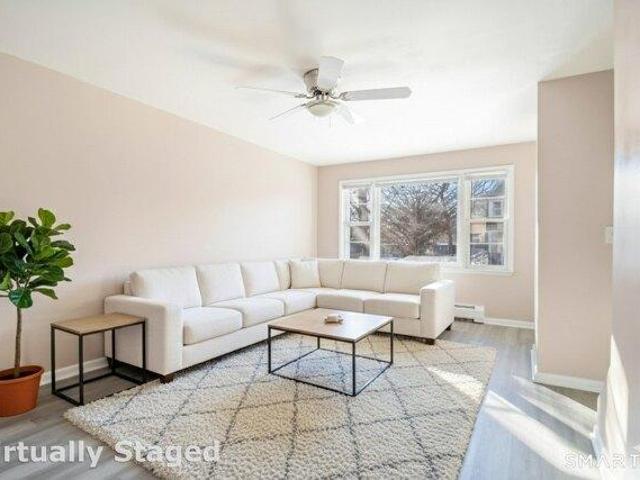 house with 3 bedroom, Bridgeport CT DLS102258558