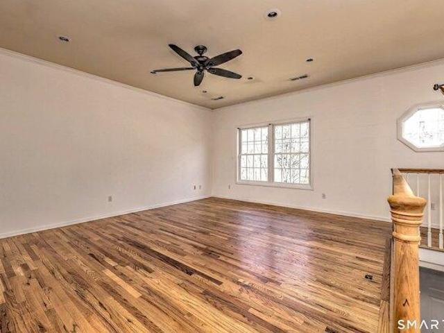 house with 3 bedroom, Bridgeport CT DLS102316978