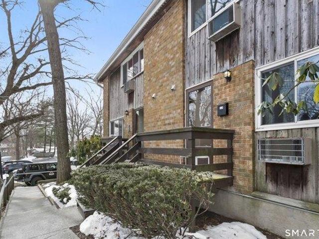house with 3 bedroom, Bridgeport CT DLS102777876