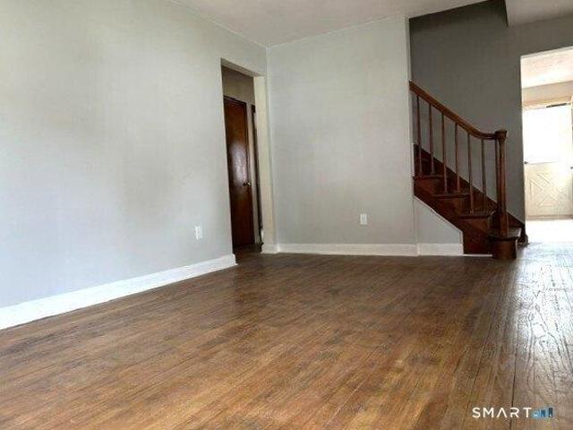 house with 3 bedroom, Bridgeport CT DLS102779793