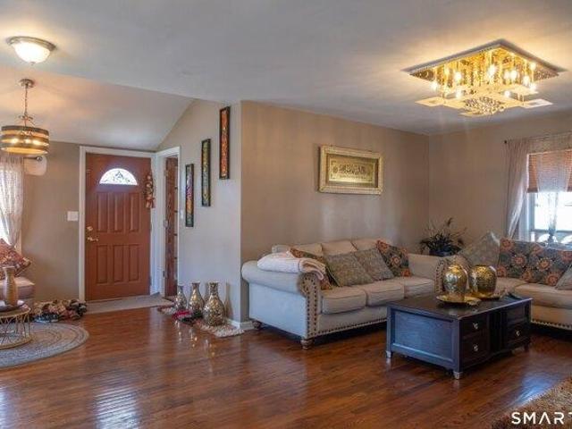 house with 3 bedroom, Bridgeport CT DS104332324
