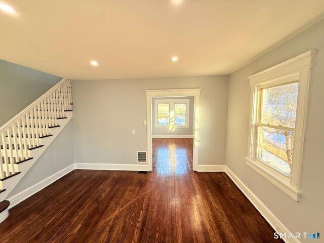 house with 3 bedroom, Bridgeport CT DS102212524