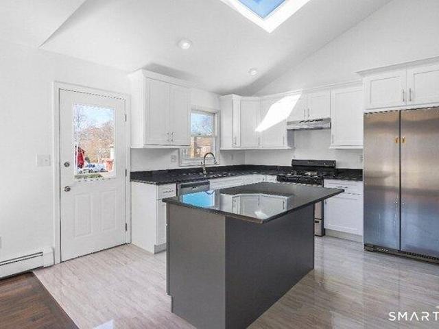 house with 3 bedroom, Bridgeport CT DS102256037