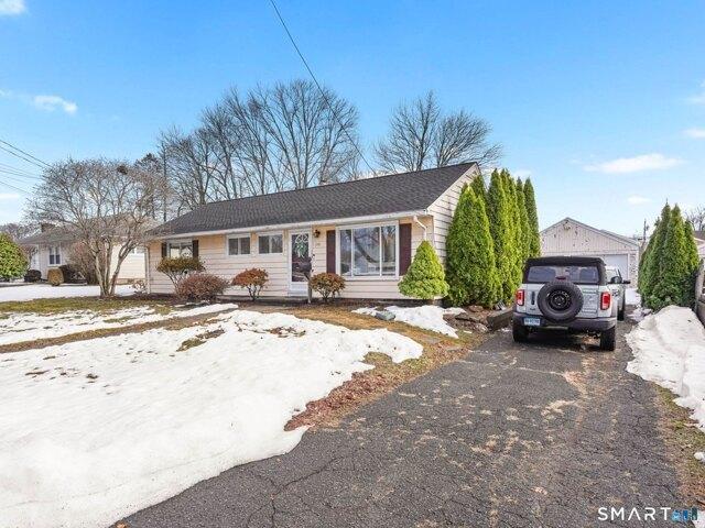 house with 3 bedroom, Bridgeport CT DS103100058