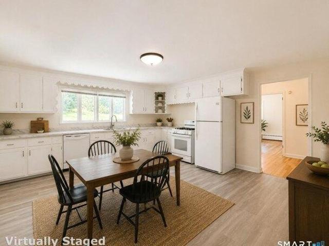 house with 3 bedroom, Bridgeport CT ES104261954