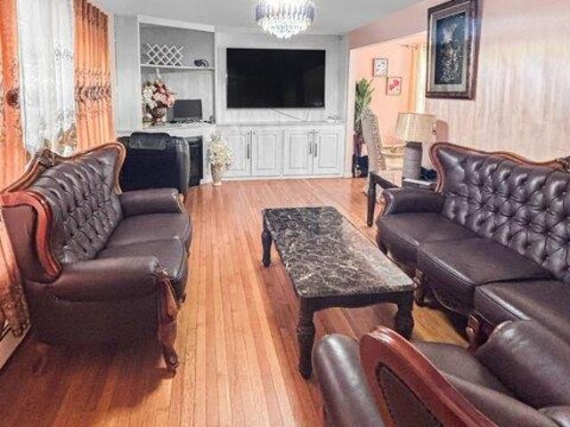 house with 3 bedroom, Bridgeport CT ES104330055