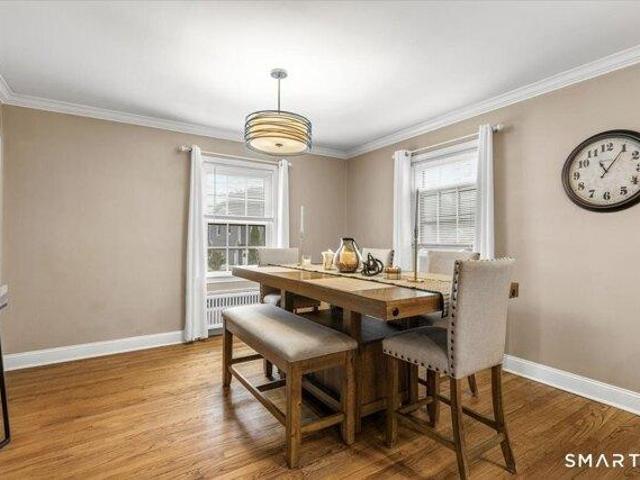 house with 3 bedroom, Bridgeport CT ES105125342