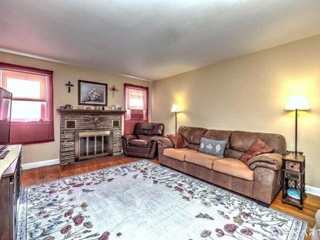 house with 3 bedroom, Bridgeport CT ES105156146