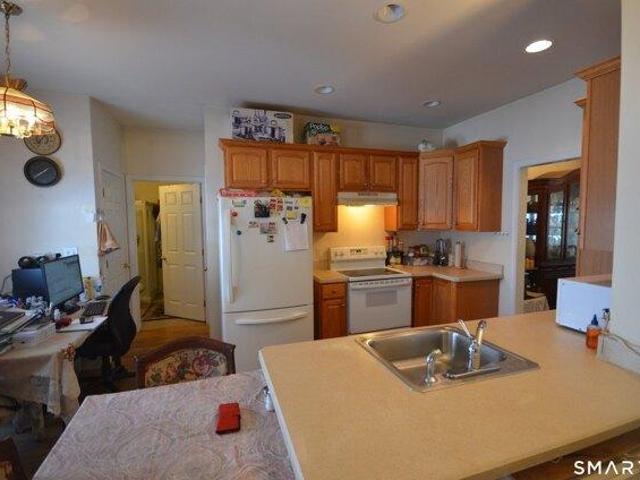 house with 3 bedroom, Bridgeport CT ES103071406