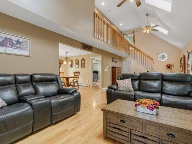 house with 3 bedroom, Bridgton ME ES105207670