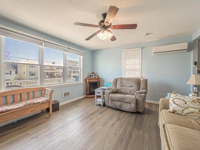 house with 3 bedroom, Brigantine NJ ES103626220