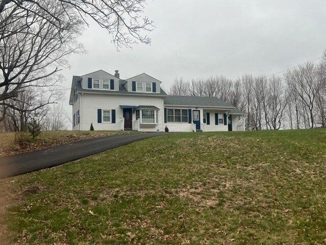 house with 3 bedroom, Brimfield MA DS102370581