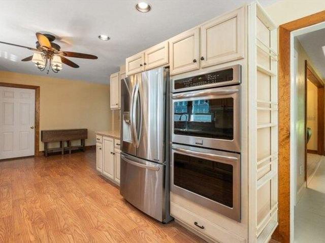 house with 3 bedroom, Brimfield MA ES105143240