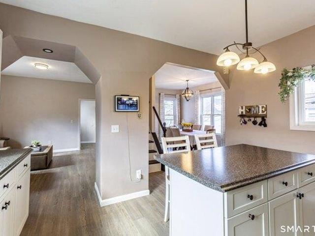house with 3 bedroom, Bristol CT DS102217400