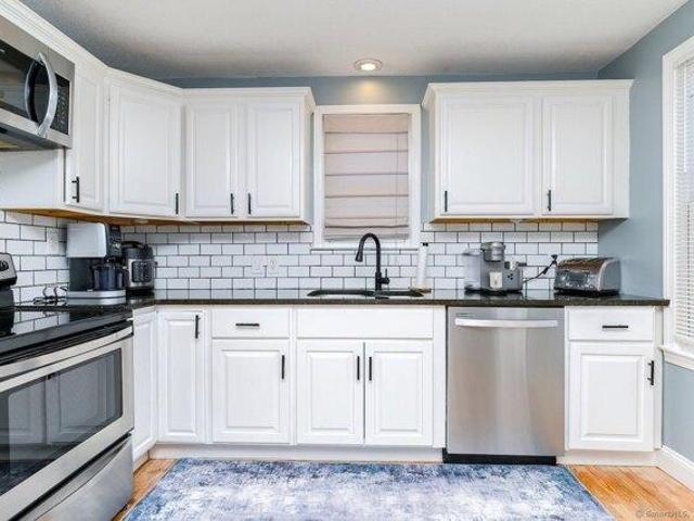 house with 3 bedroom, Bristol CT DS103499446