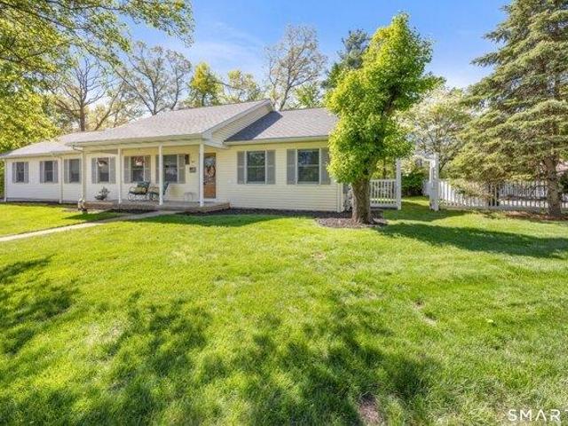 house with 3 bedroom, Bristol CT DS103499700
