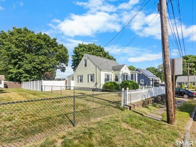 house with 3 bedroom, Bristol CT DS103886283