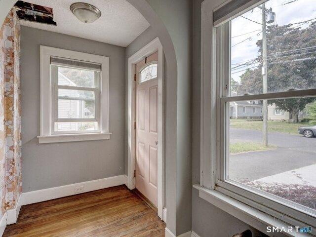 house with 3 bedroom, Bristol CT ES104111816