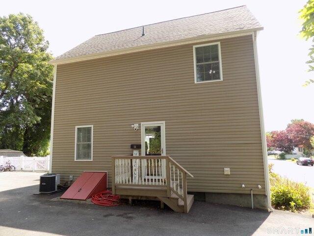 house with 3 bedroom, Bristol CT ES104152535