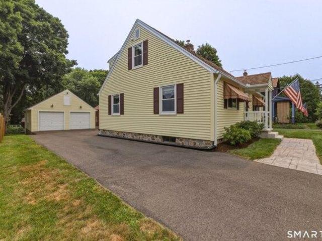 house with 3 bedroom, Bristol CT ES104299893