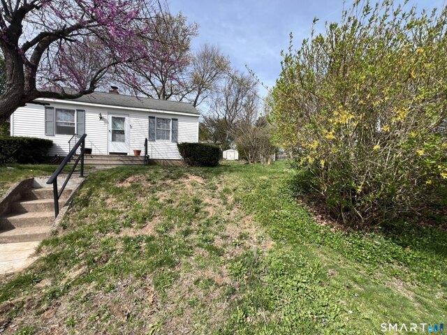 house with 3 bedroom, Bristol CT ES104869595