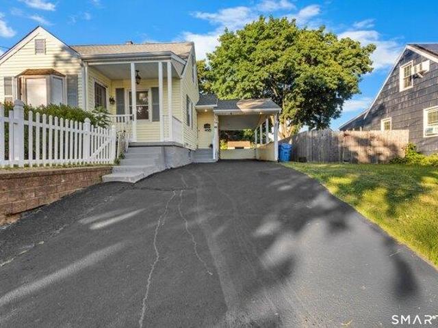 house with 3 bedroom, Bristol CT ES104904494