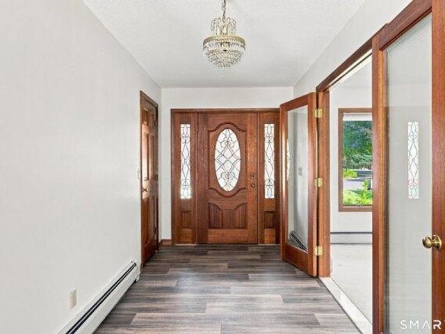 house with 3 bedroom, Bristol CT ES105115530