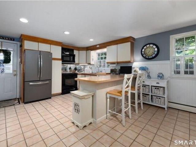 house with 3 bedroom, Bristol CT ES105141285