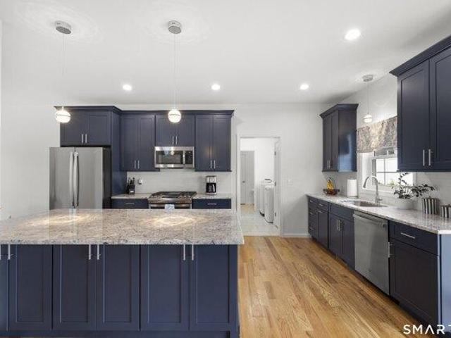 house with 3 bedroom, Bristol CT ES105141506