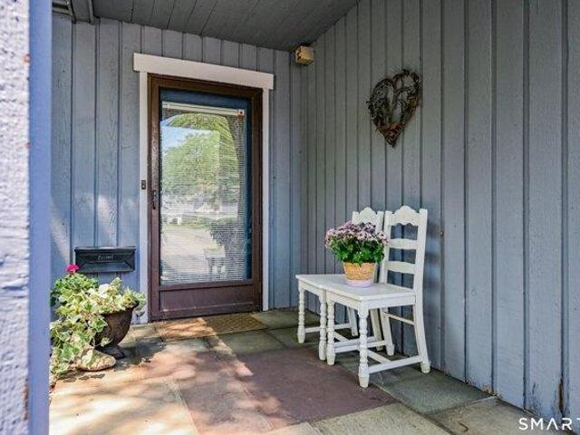 house with 3 bedroom, Bristol CT ES105205543