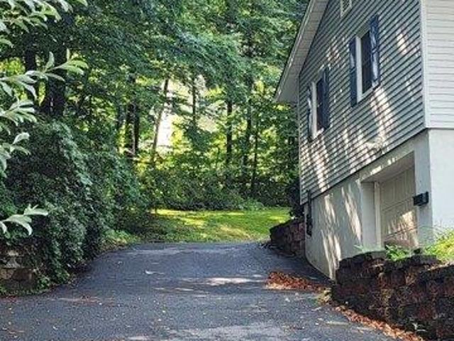 house with 3 bedroom, Bristol CT ES105207586