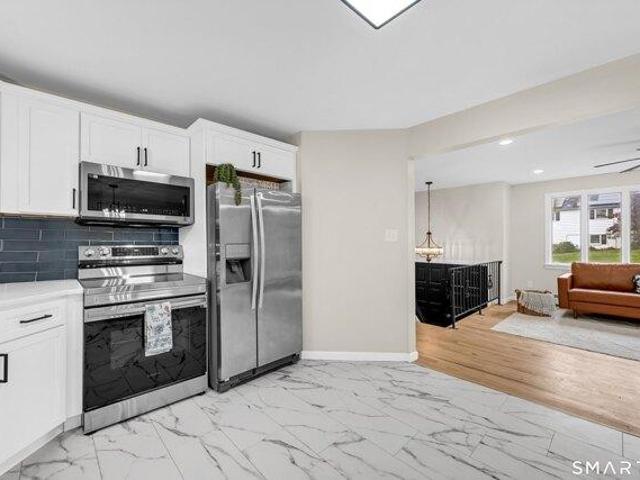 house with 3 bedroom, Bristol CT ES105207881