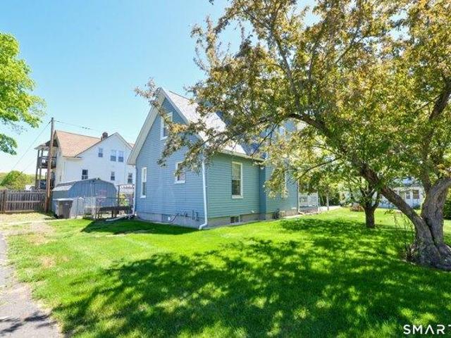 house with 3 bedroom, Bristol CT ES103224445