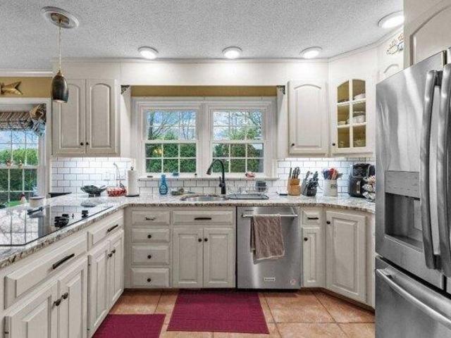 house with 3 bedroom, Bristol CT ES103499639