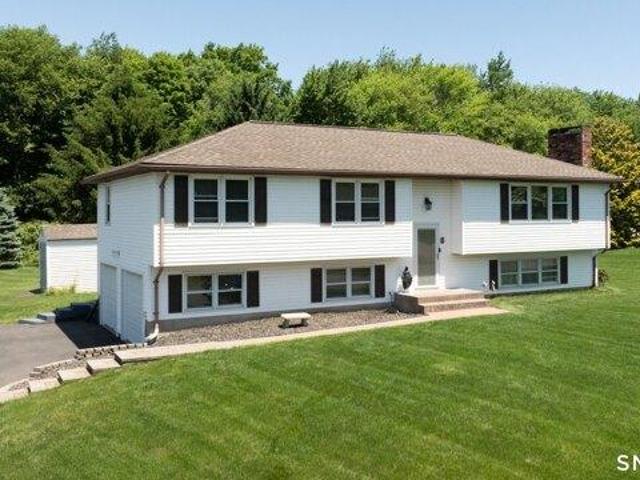 house with 3 bedroom, Bristol CT ES103665568