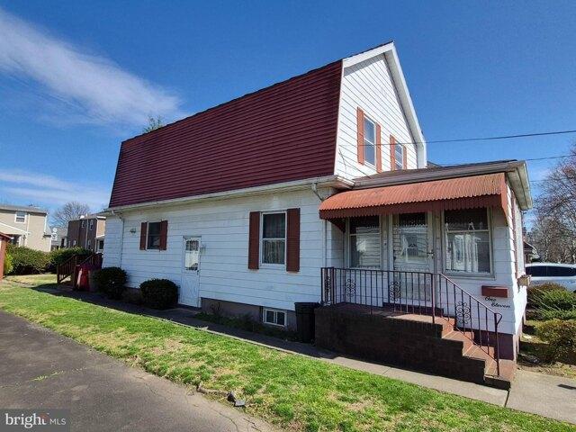 house with 3 bedroom, Bristol PA ES104906022