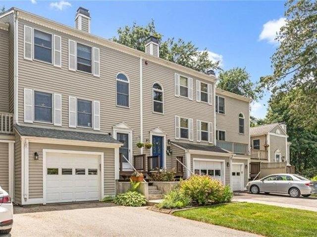 house with 3 bedroom, Bristol RI DLS102315007