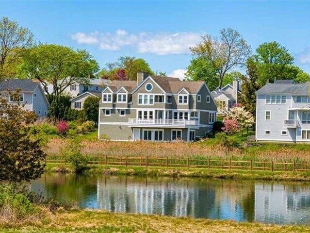 house with 3 bedroom, Bristol RI DLS102634265