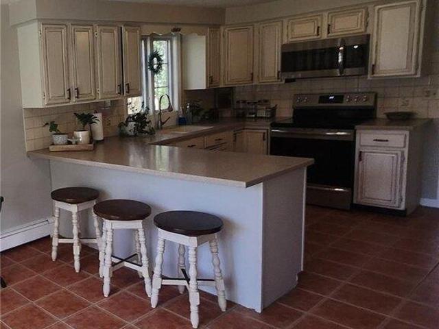 house with 3 bedroom, Bristol RI DS102156251