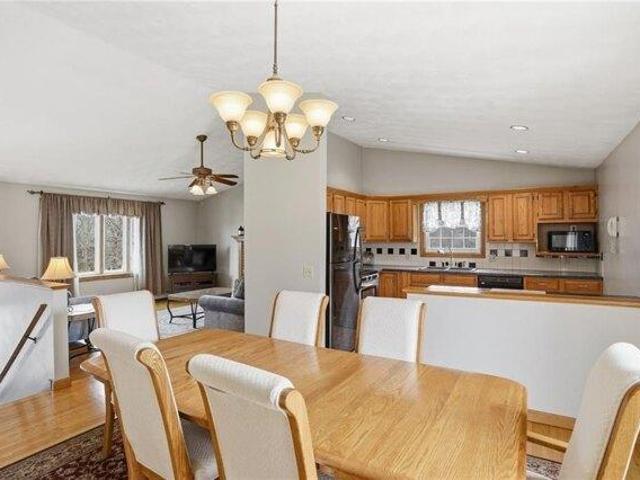 house with 3 bedroom, Bristol RI DS103128221