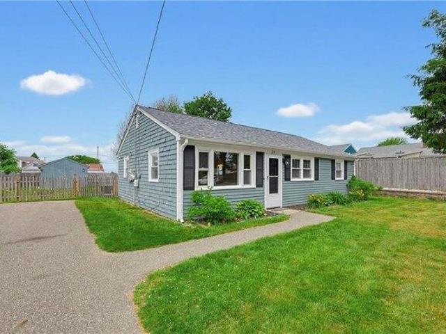 house with 3 bedroom, Bristol RI DS103965873
