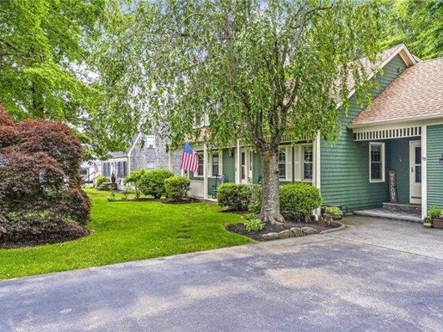 house with 3 bedroom, Bristol RI ES104567181