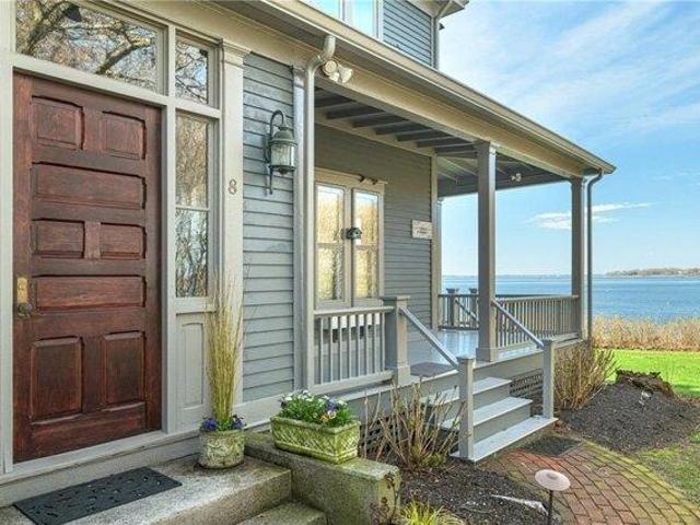 house with 3 bedroom, Bristol RI ES103188148