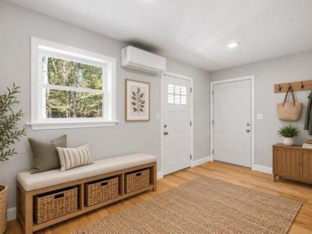 house with 3 bedroom, Brunswick ME ES105552597