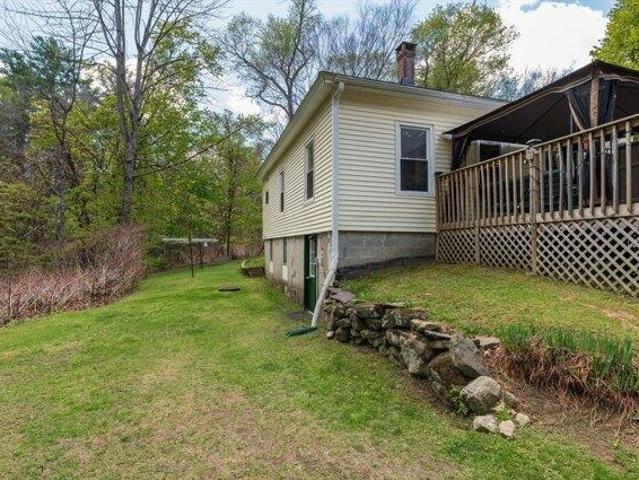 house with 3 bedroom, Buckland MA DS102595818