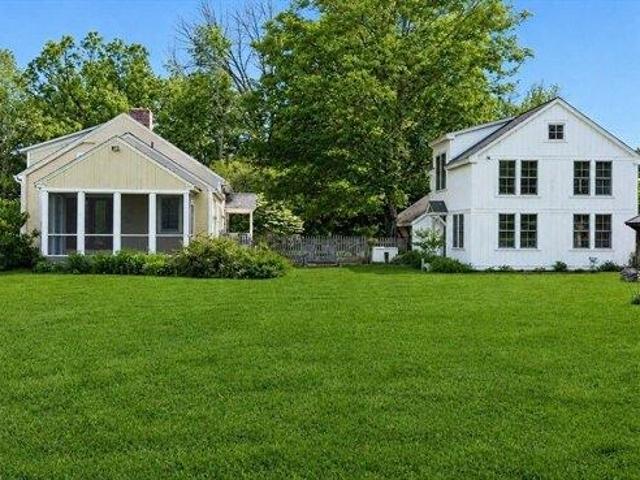 house with 3 bedroom, Buckland MA ES103588686
