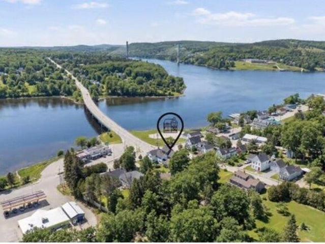 house with 3 bedroom, Bucksport ME DS101858137