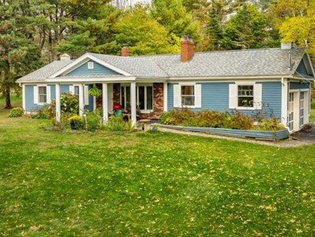 house with 3 bedroom, Bucksport ME DS102709466