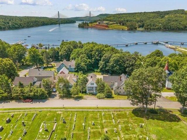 house with 3 bedroom, Bucksport ME ES103968522