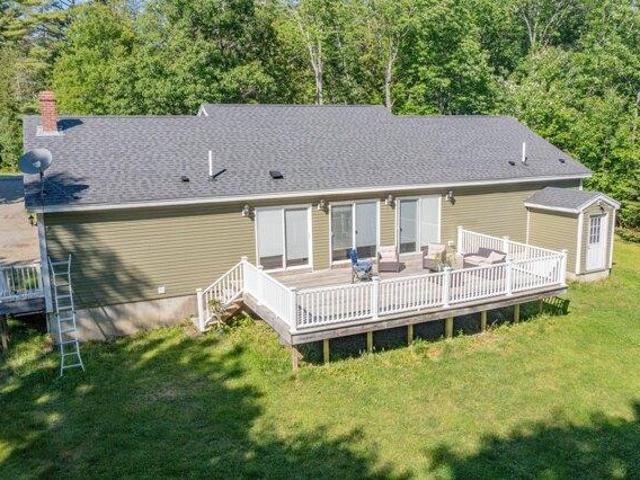 house with 3 bedroom, Bucksport ME ES105093347
